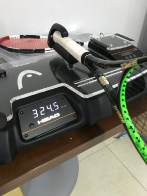 Tennis Racquet Balance Points - Tennisnerd.net Measuring balance points