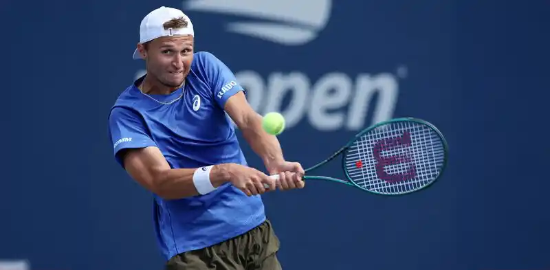 Leandro Riedi's Racquet - Player Profile - Tennisnerd.net