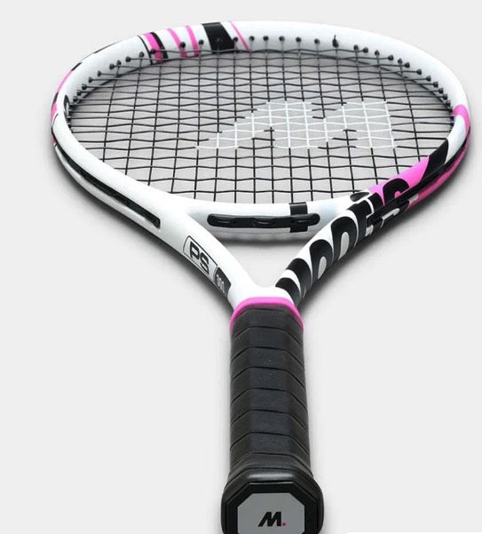 Mantis racquets are back - Mantis racquet review - Tennisnerd.net