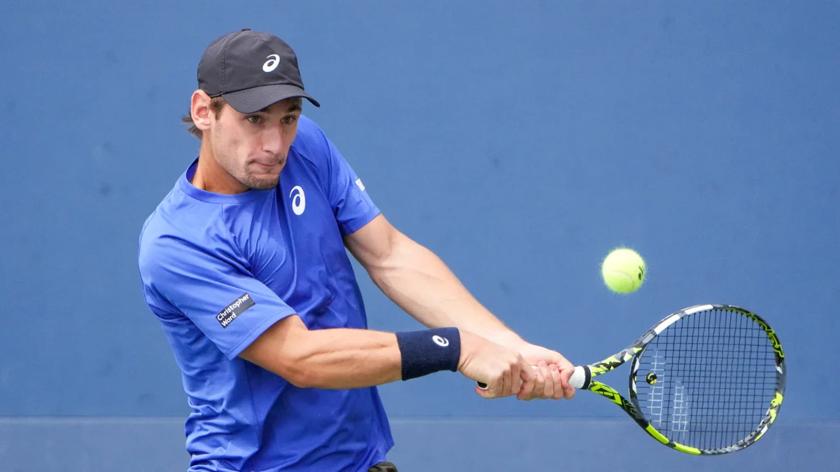 Valentin Royer's Racquet - Player Profile - Tennisnerd.net